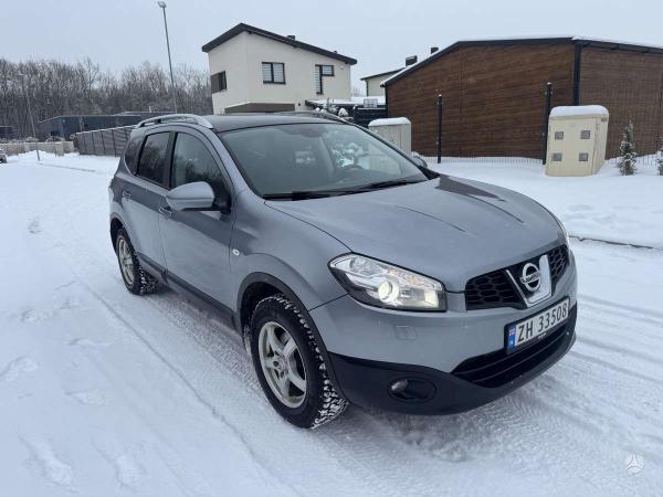 Blue Nissan qashqai+2 2011 in Kaunas, with an engine capacity of 1.46 L and mileage of 204 thousand km for 4850 €, photo 7 on AUTOMOTO.COM.LV