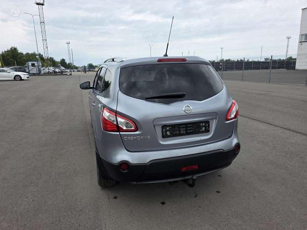 Blue Nissan qashqai+2 2011 in Marijampole, with an engine capacity of 2.00 L and mileage of 220 thousand km for 5500 €, photo 6 on AUTOMOTO.COM.LV
