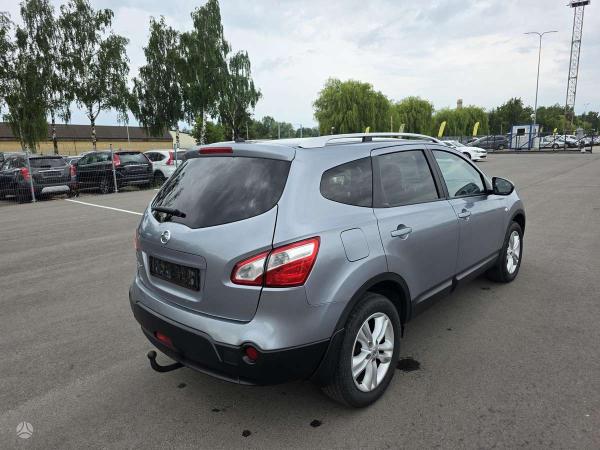 Blue Nissan qashqai+2 2011 in Marijampole, with an engine capacity of 2.00 L and mileage of 220 thousand km for 5500 €, photo 9 on AUTOMOTO.COM.LV