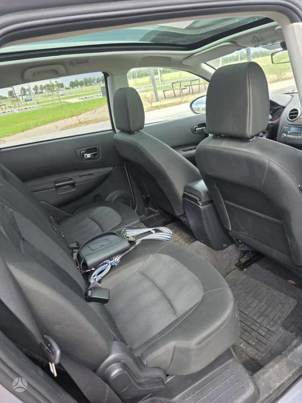 Blue Nissan qashqai+2 2012 in Marijampole, with an engine capacity of 2.00 L and mileage of 225 thousand km for 4500 €, photo 8 on AUTOMOTO.COM.LV