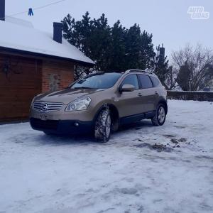 Brown Nissan qashqai+2 2009 in Marijampole, with an engine capacity of 2.00 L and mileage of 330 thousand km for 2400 €, photo 2 on AUTOMOTO.COM.LV