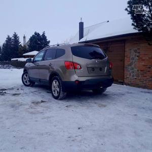 Brown Nissan qashqai+2 2009 in Marijampole, with an engine capacity of 2.00 L and mileage of 330 thousand km for 2400 €, photo 5 on AUTOMOTO.COM.LV