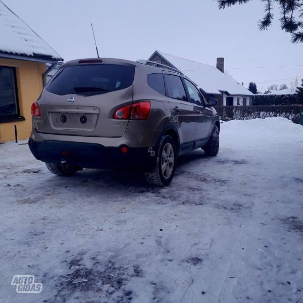 Brown Nissan qashqai+2 2009 in Marijampole, with an engine capacity of 2.00 L and mileage of 330 thousand km for 2400 €, photo 6 on AUTOMOTO.COM.LV