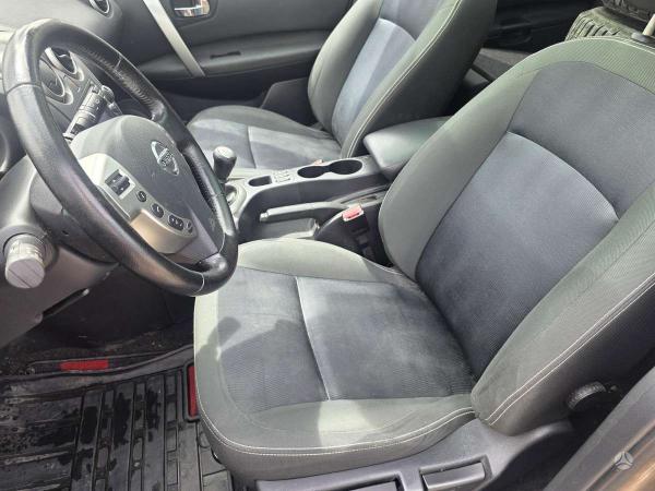 Brown Nissan qashqai+2 2011 in Marijampole, with an engine capacity of 1.46 L and mileage of 360 thousand km for 4200 €, photo 8 on AUTOMOTO.COM.LV
