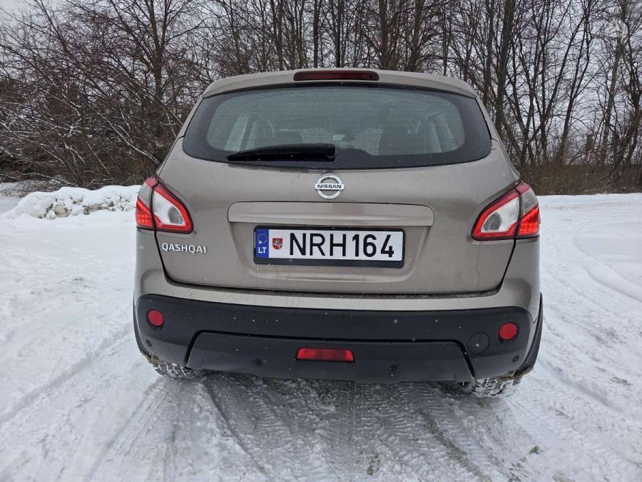 Brūns Nissan qashqai+2 2012 Klaipėda, ar dzinēja tilpumu 1.60 L un nobraukumu 306 tūkst. km par 3100 €, foto 6 vietnē AUTOMOTO.COM.LV