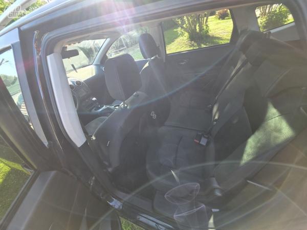 Brown Nissan qashqai+2 2012 in Mazeikiai, with an engine capacity of 1.50 L and mileage of 283 thousand km for 6000 €, photo 7 on AUTOMOTO.COM.LV