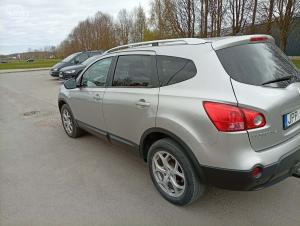 Nissan qashqai+2 2009 Šauļi, ar dzinēja tilpumu 2.00 L un nobraukumu 296 tūkst. km par 4500 €, foto 5 vietnē AUTOMOTO.COM.LV