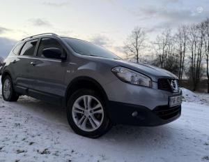 Nissan qashqai+2 2010 in Utena, with an engine capacity of 2.00 L and mileage of 198 thousand km for 5950 €, photo  on AUTOMOTO.COM.LV