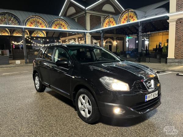 Nissan qashqai+2 2010 in Kaunas, with an engine capacity of 1.60 L and mileage of 393 thousand km for 4100 €, photo 1 on AUTOMOTO.COM.LV
