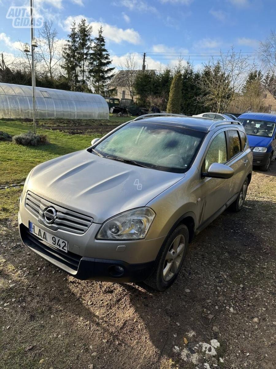 Nissan qashqai+2 2010 in Kaunas, with an engine capacity of 2.00 L and mileage of 453 thousand km for 3300 €, photo 1 on AUTOMOTO.COM.LV