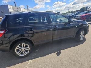 Nissan qashqai+2 2011 in Kaunas, with an engine capacity of 2.00 L and mileage of 281 thousand km for 5999 €, photo 13 on AUTOMOTO.COM.LV