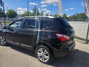 Nissan qashqai+2 2011 in Kaunas, with an engine capacity of 2.00 L and mileage of 281 thousand km for 5999 €, photo 19 on AUTOMOTO.COM.LV