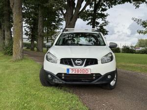 Nissan qashqai+2 2011 in Kaunas, with an engine capacity of 2.00 L and mileage of 25 thousand km for 3650 €, photo 3 on AUTOMOTO.COM.LV