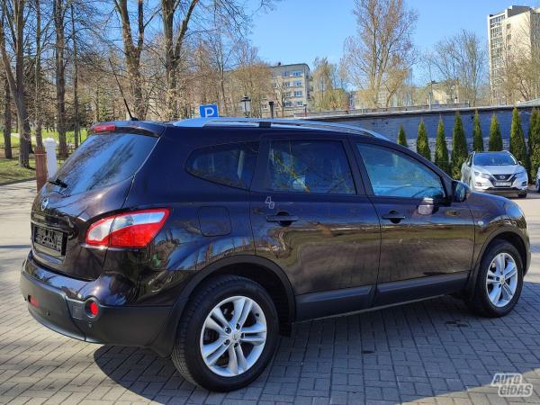 Nissan qashqai+2 2012 in Siauliai, with an engine capacity of 1.60 L and mileage of 248 thousand km for 5450 €, photo 3 on AUTOMOTO.COM.LV