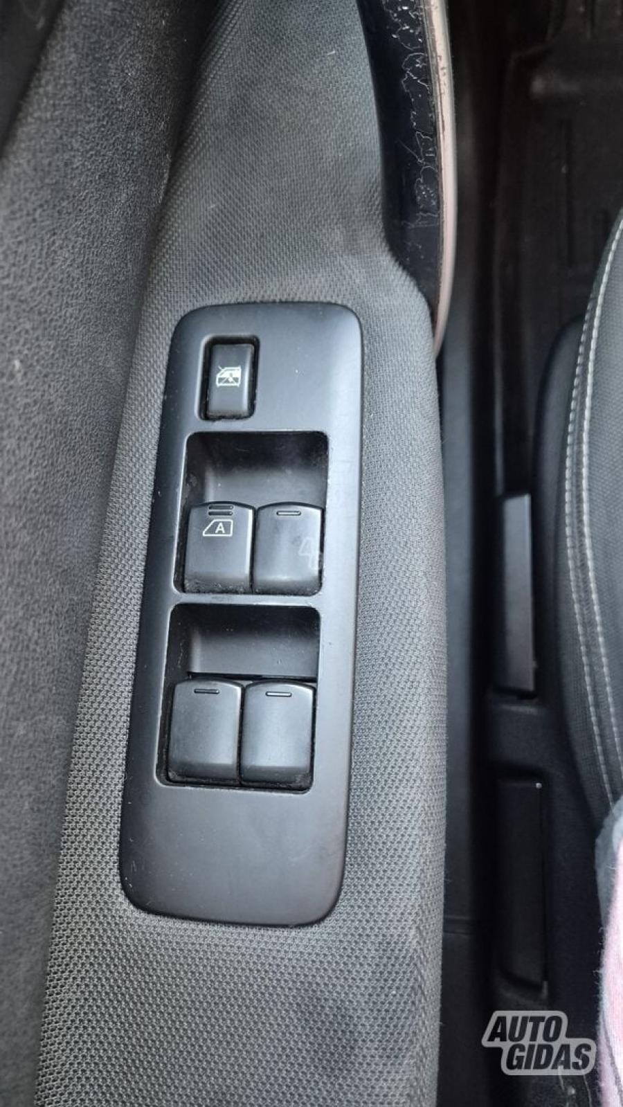 Nissan qashqai+2 2012 Viļņa, ar dzinēja tilpumu 1.60 L un nobraukumu 190 tūkst. km par 5300 €, foto 10 vietnē AUTOMOTO.COM.LV