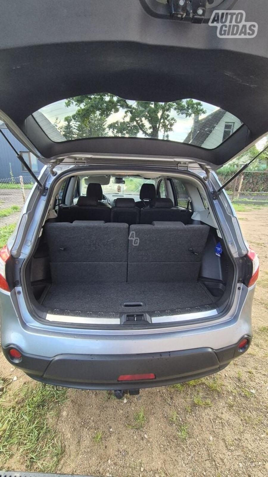 Nissan qashqai+2 2012 Viļņa, ar dzinēja tilpumu 1.60 L un nobraukumu 190 tūkst. km par 5300 €, foto 15 vietnē AUTOMOTO.COM.LV