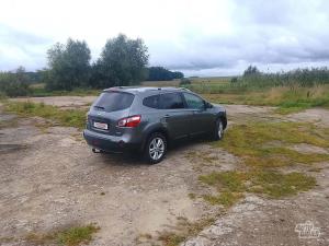 Nissan qashqai+2 2012 in Raseiniai, with an engine capacity of 1.60 L and mileage of 258 thousand km for 3800 €, photo 3 on AUTOMOTO.COM.LV