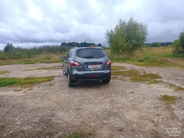 Nissan qashqai+2 2012 in Raseiniai, with an engine capacity of 1.60 L and mileage of 258 thousand km for 3800 €, photo 4 on AUTOMOTO.COM.LV