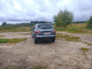 Nissan qashqai+2 2012 in Raseiniai, with an engine capacity of 1.60 L and mileage of 258 thousand km for 3800 €, photo 5 on AUTOMOTO.COM.LV