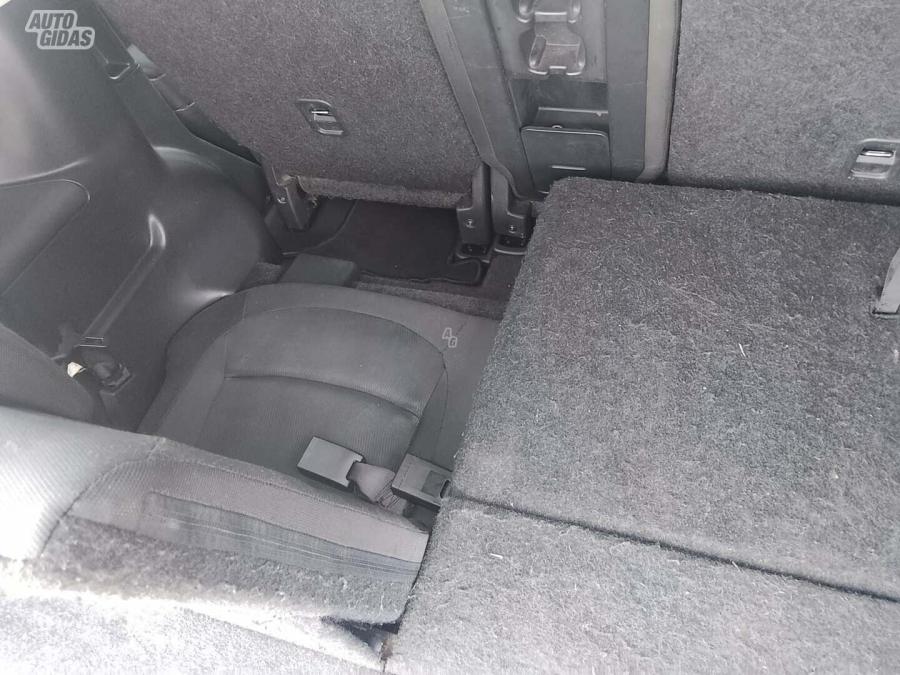 Nissan qashqai+2 2012 in Raseiniai, with an engine capacity of 1.60 L and mileage of 258 thousand km for 3800 €, photo 10 on AUTOMOTO.COM.LV