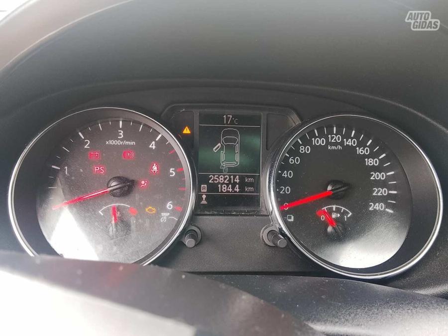 Nissan qashqai+2 2012 in Raseiniai, with an engine capacity of 1.60 L and mileage of 258 thousand km for 3800 €, photo 13 on AUTOMOTO.COM.LV