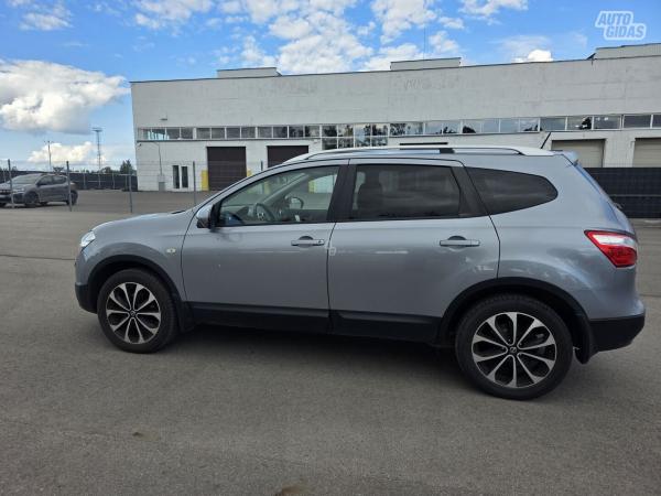 Nissan qashqai+2 2012 in Marijampole, with an engine capacity of 2.00 L and mileage of 224 thousand km for 4500 €, photo 6 on AUTOMOTO.COM.LV