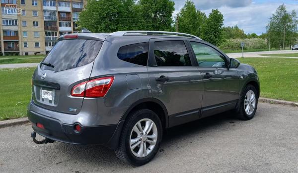 Nissan qashqai+2 2013 in Radviliskis, with an engine capacity of 1.60 L and mileage of 277 thousand km for 4700 €, photo 4 on AUTOMOTO.COM.LV