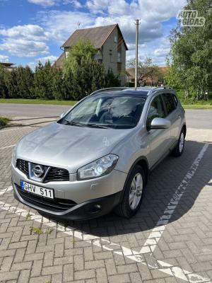Nissan qashqai+2 2013 Viļņa, ar dzinēja tilpumu 1.50 L un nobraukumu 255 tūkst. km par 4900 €, foto  vietnē AUTOMOTO.COM.LV