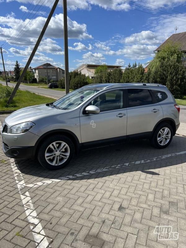 Nissan qashqai+2 2013 in Vilnius, with an engine capacity of 1.50 L and mileage of 255 thousand km for 4900 €, photo 5 on AUTOMOTO.COM.LV