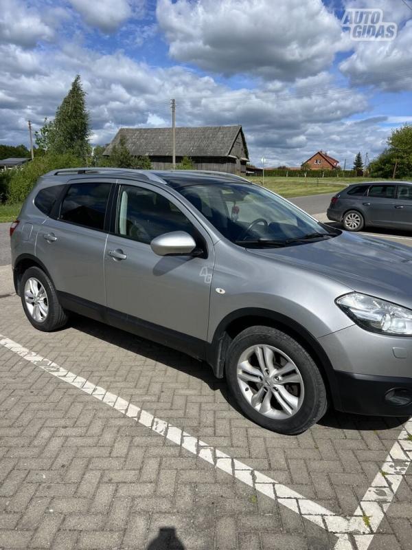 Nissan qashqai+2 2013 in Vilnius, with an engine capacity of 1.50 L and mileage of 255 thousand km for 4900 €, photo 6 on AUTOMOTO.COM.LV