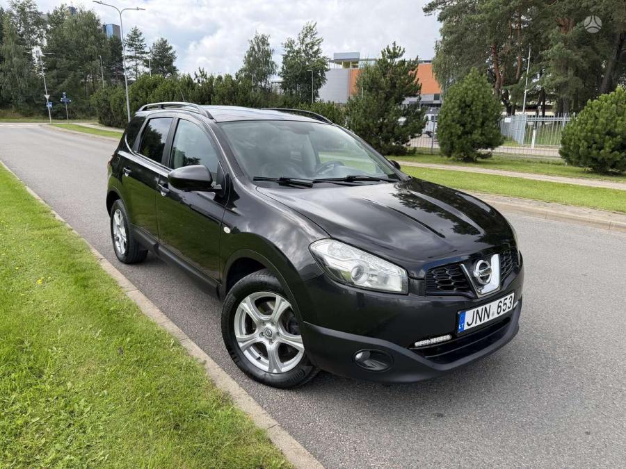 Nissan qashqai+2 2014 in Vilnius, with an engine capacity of 2.00 L and mileage of 250 thousand km for 5450 €, photo 4 on AUTOMOTO.COM.LV