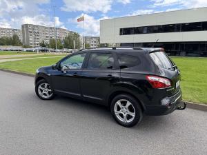 Nissan qashqai+2 2014 in Vilnius, with an engine capacity of 2.00 L and mileage of 250 thousand km for 5450 €, photo 8 on AUTOMOTO.COM.LV