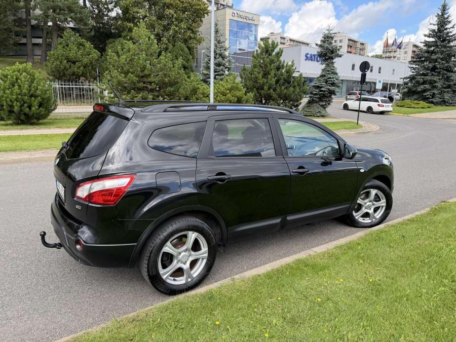Nissan qashqai+2 2014 in Vilnius, with an engine capacity of 2.00 L and mileage of 250 thousand km for 5450 €, photo 14 on AUTOMOTO.COM.LV