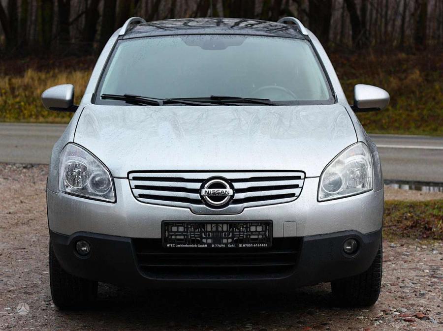 Grey Nissan qashqai+2 2009 in Kretinga, with an engine capacity of 2.00 L and mileage of 357 thousand km for 4899 €, photo 3 on AUTOMOTO.COM.LV