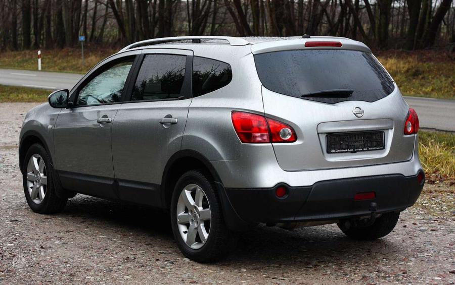Grey Nissan qashqai+2 2009 in Kretinga, with an engine capacity of 2.00 L and mileage of 357 thousand km for 4899 €, photo 8 on AUTOMOTO.COM.LV