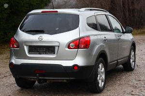 Grey Nissan qashqai+2 2009 in Kretinga, with an engine capacity of 2.00 L and mileage of 357 thousand km for 4899 €, photo 13 on AUTOMOTO.COM.LV