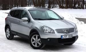 Grey Nissan qashqai+2 2009 in Kretinga, with an engine capacity of 2.00 L and mileage of 357 thousand km for 4699 €, photo 6 on AUTOMOTO.COM.LV