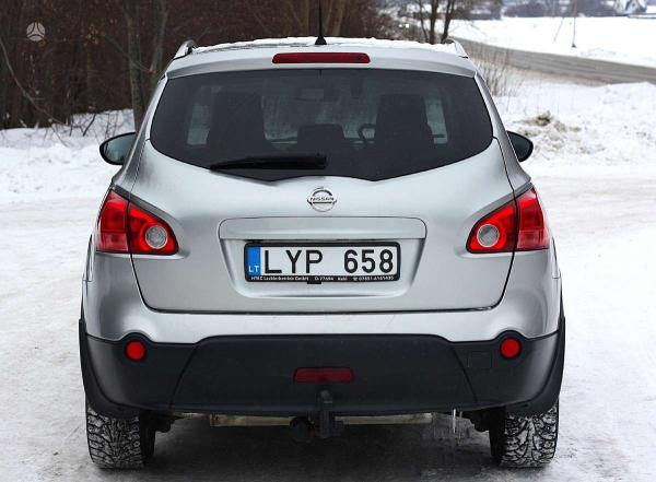 Grey Nissan qashqai+2 2009 in Kretinga, with an engine capacity of 2.00 L and mileage of 357 thousand km for 4699 €, photo 9 on AUTOMOTO.COM.LV