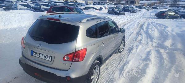 Grey Nissan qashqai+2 2009 in Utena, with an engine capacity of 2.00 L and mileage of 248 thousand km for 4100 €, photo 3 on AUTOMOTO.COM.LV