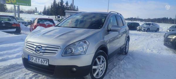 Grey Nissan qashqai+2 2009 in Utena, with an engine capacity of 2.00 L and mileage of 248 thousand km for 4100 €, photo 6 on AUTOMOTO.COM.LV