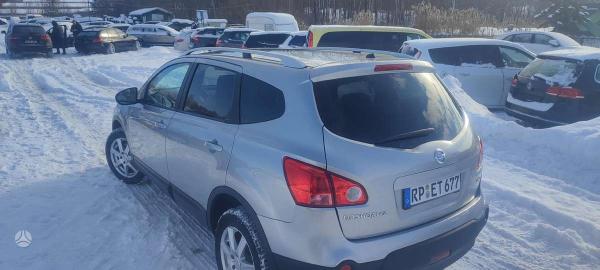 Grey Nissan qashqai+2 2009 in Utena, with an engine capacity of 2.00 L and mileage of 248 thousand km for 4100 €, photo 7 on AUTOMOTO.COM.LV