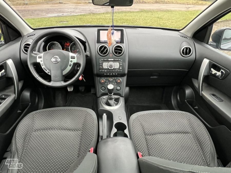 Pelēks Nissan qashqai+2 2009 Trakai, ar dzinēja tilpumu 2.00 L un nobraukumu 357 tūkst. km par 3750 €, foto 20 vietnē AUTOMOTO.COM.LV