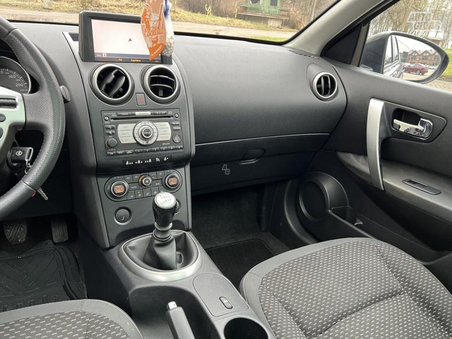 Pelēks Nissan qashqai+2 2009 Trakai, ar dzinēja tilpumu 2.00 L un nobraukumu 357 tūkst. km par 3750 €, foto 21 vietnē AUTOMOTO.COM.LV