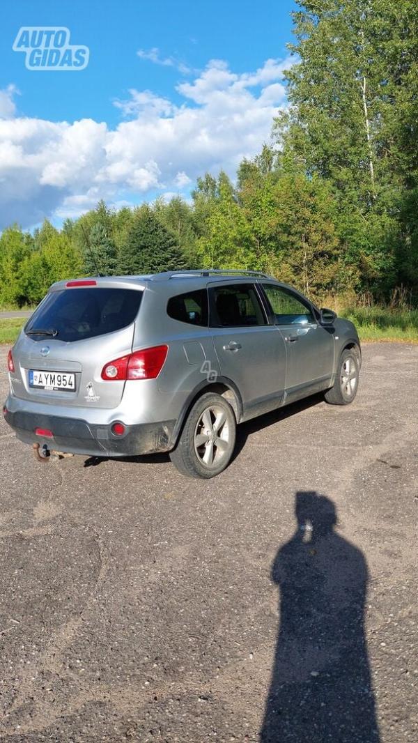 Pelēks Nissan qashqai+2 2009 Viļņa, ar dzinēja tilpumu 2.00 L un nobraukumu 292 tūkst. km par 4500 €, foto 3 vietnē AUTOMOTO.COM.LV