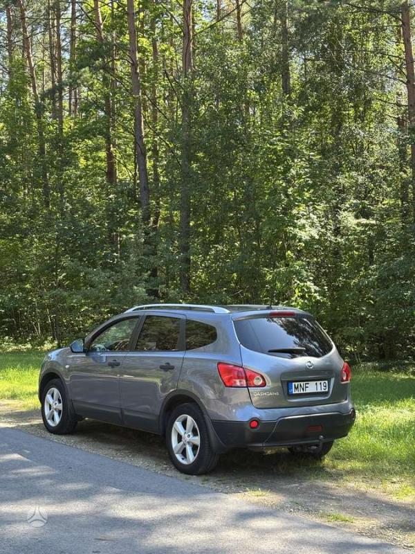 Nissan qashqai+2 2009 Viļņa vietnē Pelēks Nissan qashqai+2 2009 Viļņa, ar dzinēja tilpumu 1.60 L un nobraukumu 270 tūkst. km par 3300 €, foto 3 vietnē AUTOMOTO.COM.LV