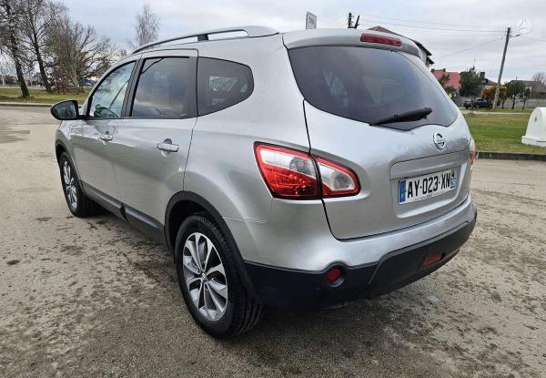 Grey Nissan qashqai+2 2010 in Taurage, with an engine capacity of 2.00 L and mileage of 226 thousand km for 4500 €, photo 3 on AUTOMOTO.COM.LV