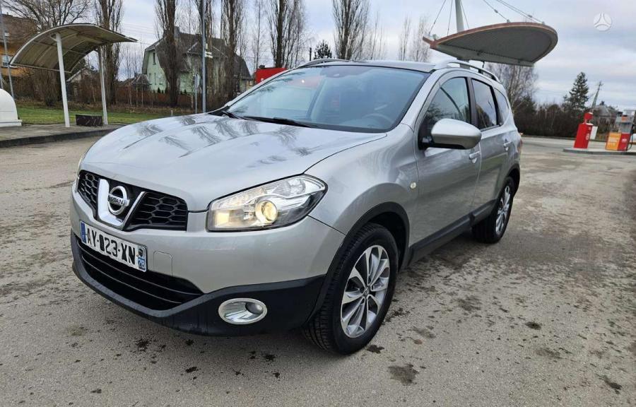 Pelēks Nissan qashqai+2 2010 Tauragė, ar dzinēja tilpumu 2.00 L un nobraukumu 226 tūkst. km par 4500 €, foto 6 vietnē AUTOMOTO.COM.LV