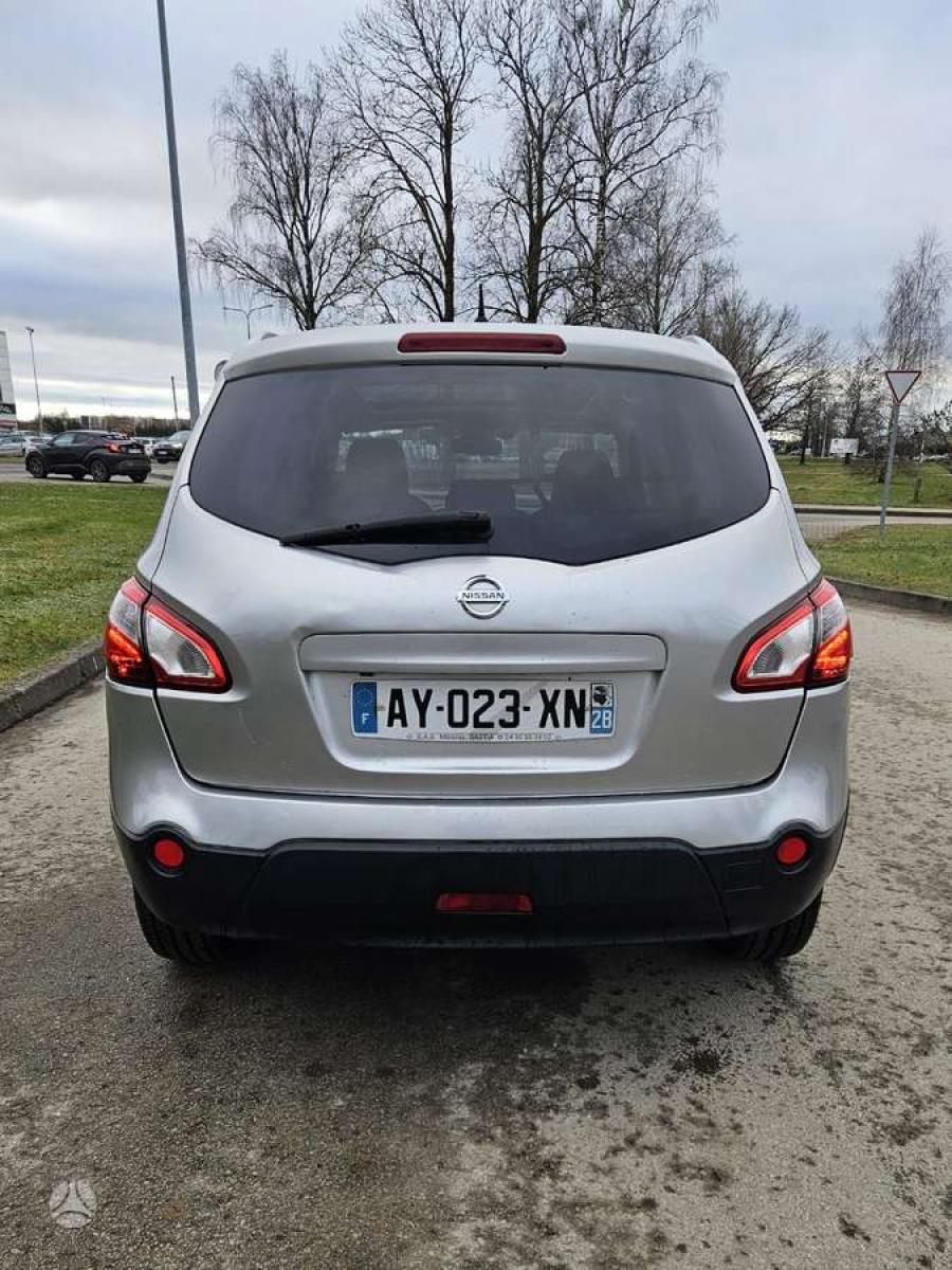 Pelēks Nissan qashqai+2 2010 Tauragė, ar dzinēja tilpumu 2.00 L un nobraukumu 226 tūkst. km par 4500 €, foto 7 vietnē AUTOMOTO.COM.LV