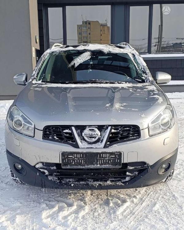 Pelēks Nissan qashqai+2 2010 Kauņa, ar dzinēja tilpumu 1.46 L un nobraukumu 194 tūkst. km par 5100 €, foto 2 vietnē AUTOMOTO.COM.LV