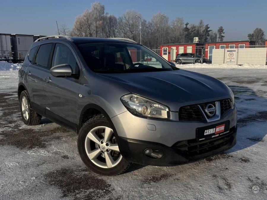 Pelēks Nissan qashqai+2 2010 Viļņa, ar dzinēja tilpumu 1.60 L un nobraukumu 185 tūkst. km par 5490 €, foto 1 vietnē AUTOMOTO.COM.LV